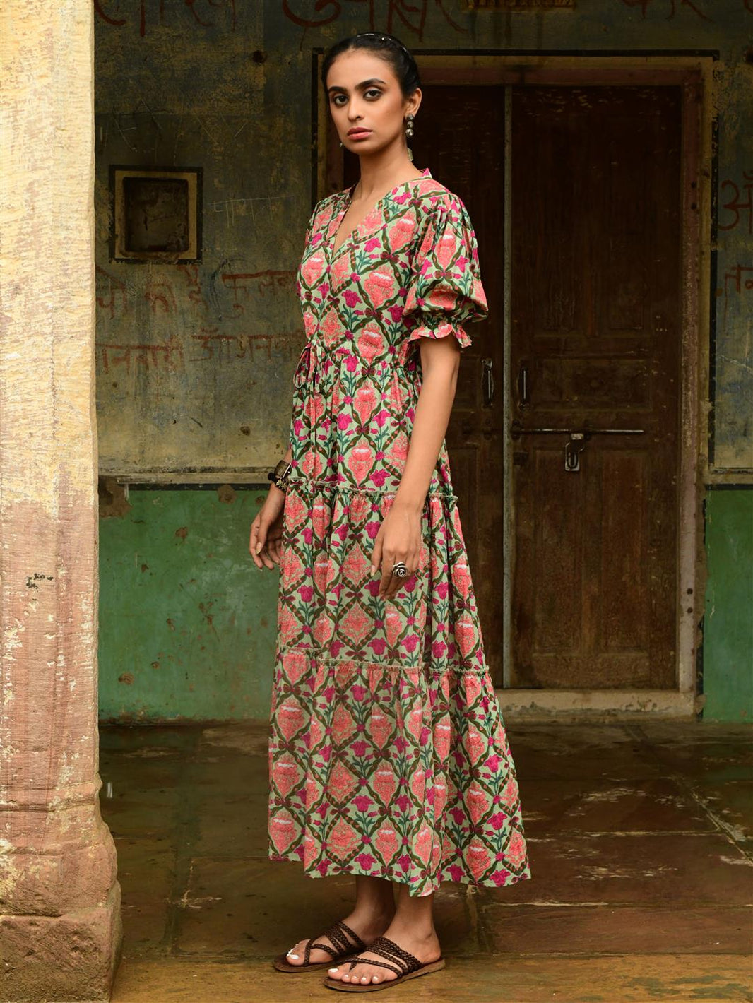 Buy Top Ethnic Dresses this Season Online Only at Anayna